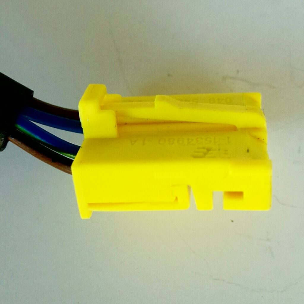 Tyco 1-1452050-1 3 Pin автомобильного Pbt Gf10 разъем - Auto-Kiev
