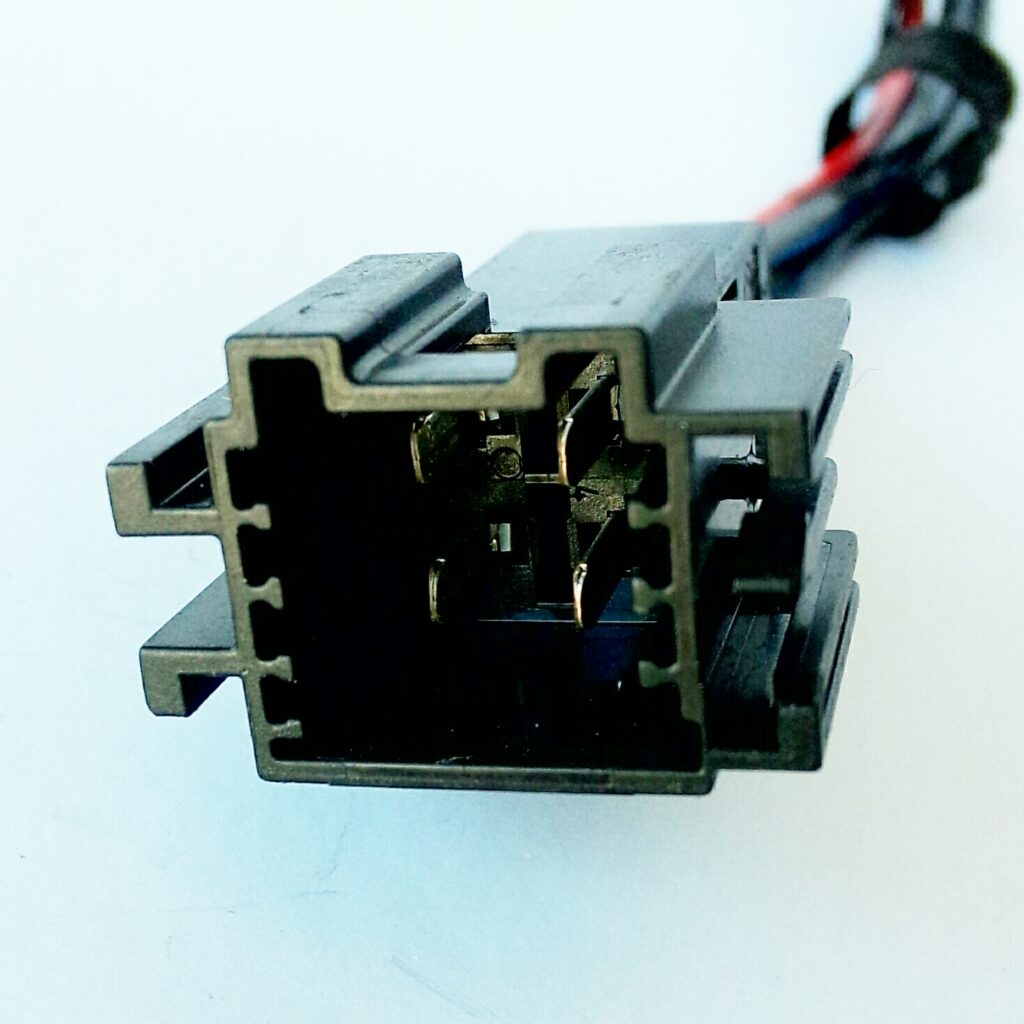 Tyco 1-1452050-1 3 Pin автомобильного Pbt Gf10 разъем - Auto-Kiev