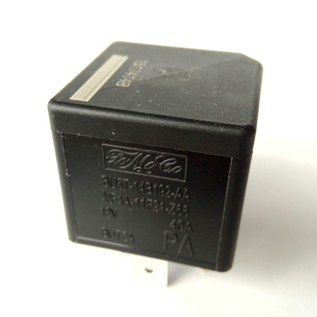 VOLVO 30765043 FORD Реле 40А 12V Made in Portugal оригинал - Auto-Kiev