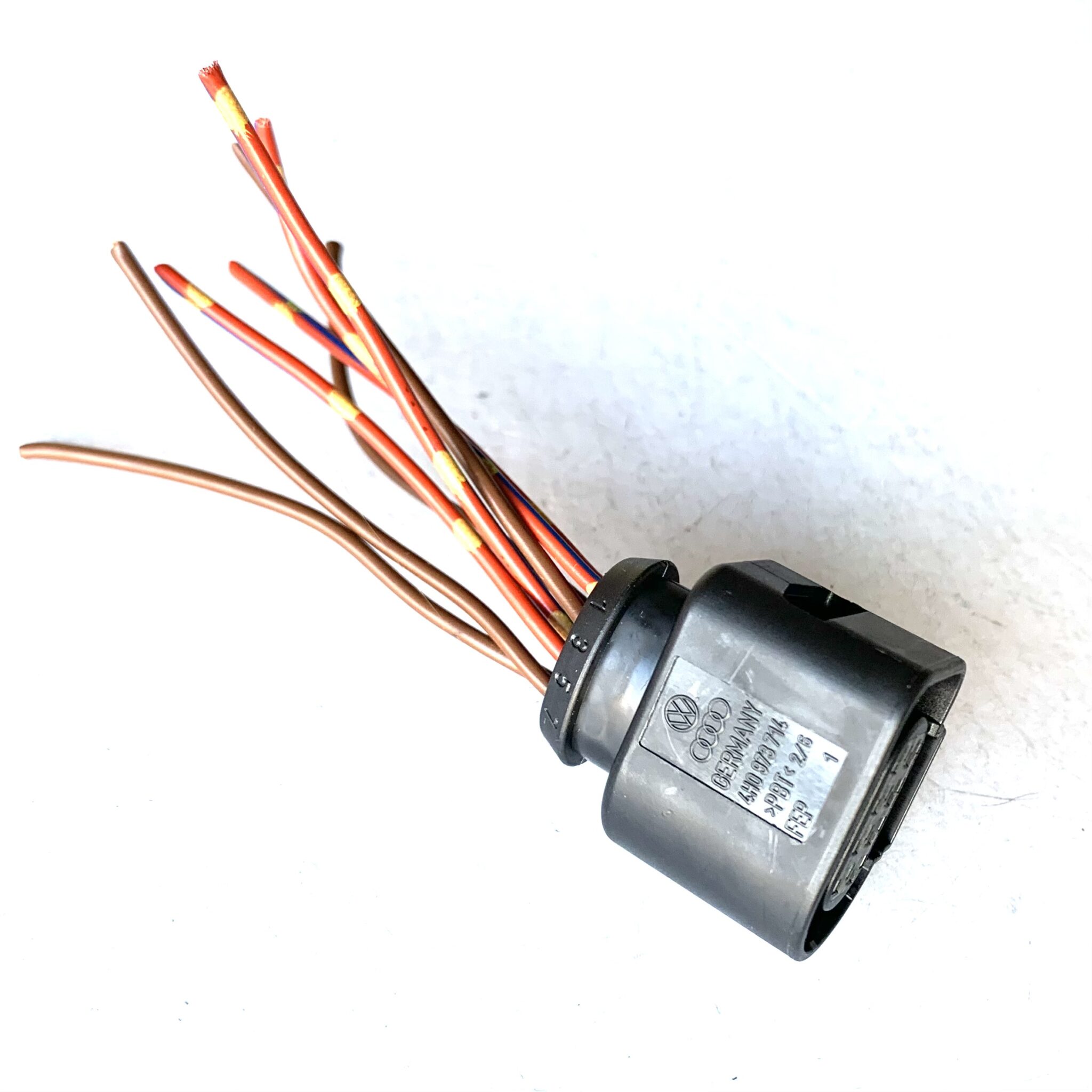 AUDI VW 4H0973714 роз’єм 8 pin 1.5 mm FEP GERMANY оригінал нове – Auto-Kiev