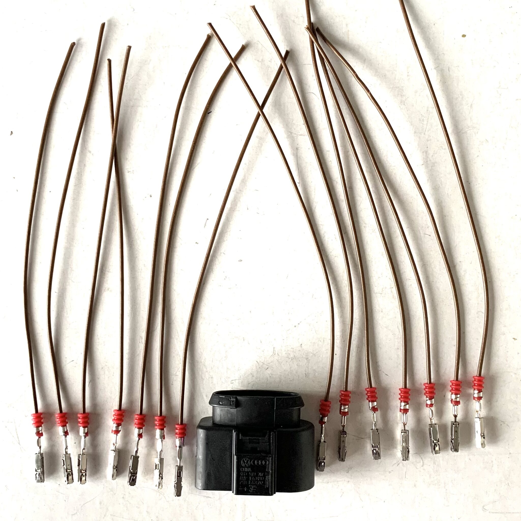 AUDI VW 4H0973717 роз’єм 14 pin 1.5 mm оригінал нове – Auto-Kiev